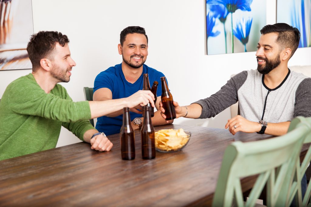 How to Throw a Successful Guy's Night at Your Apartment | Heers Management